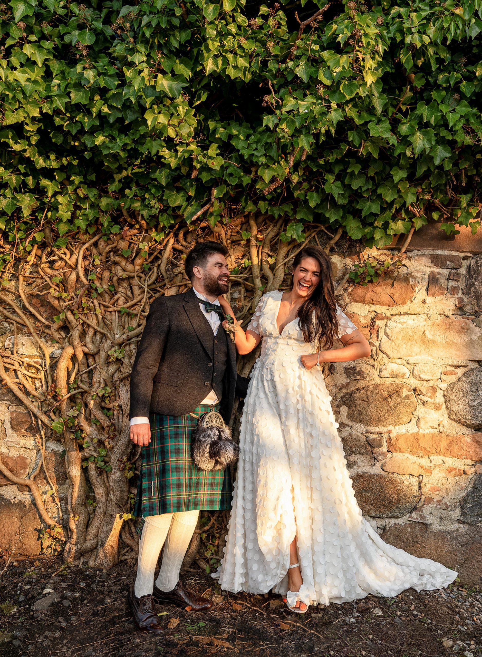 A Romantic Bogbain Farm Spring Wedding Set In Stunning Landscape 2023