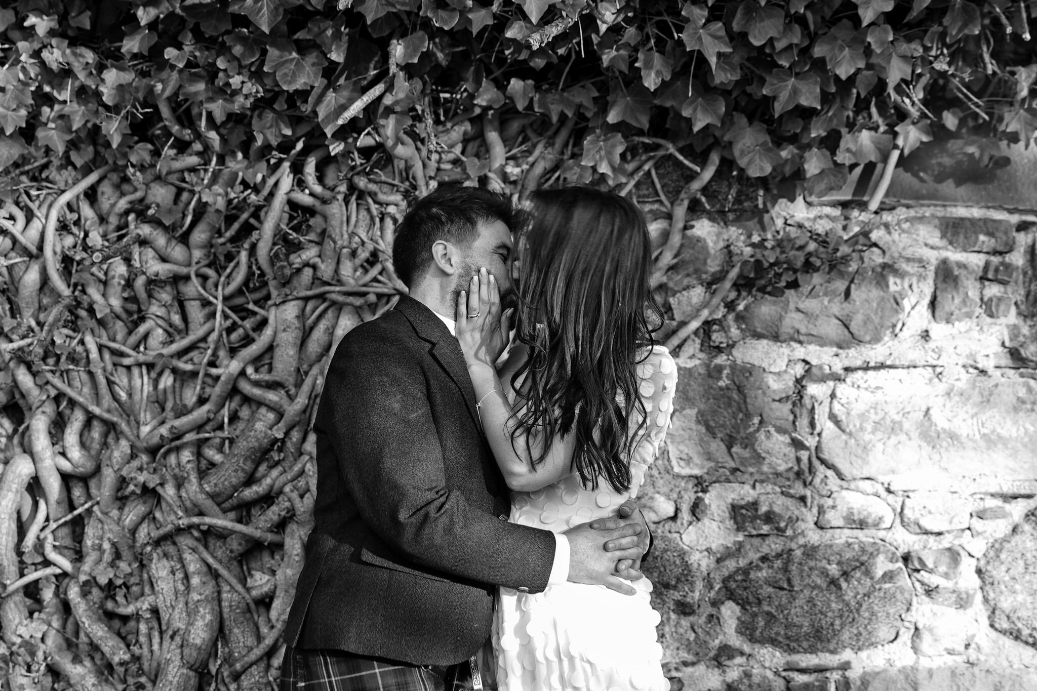 A Romantic Bogbain Farm Spring Wedding Set In Stunning Landscape 2023