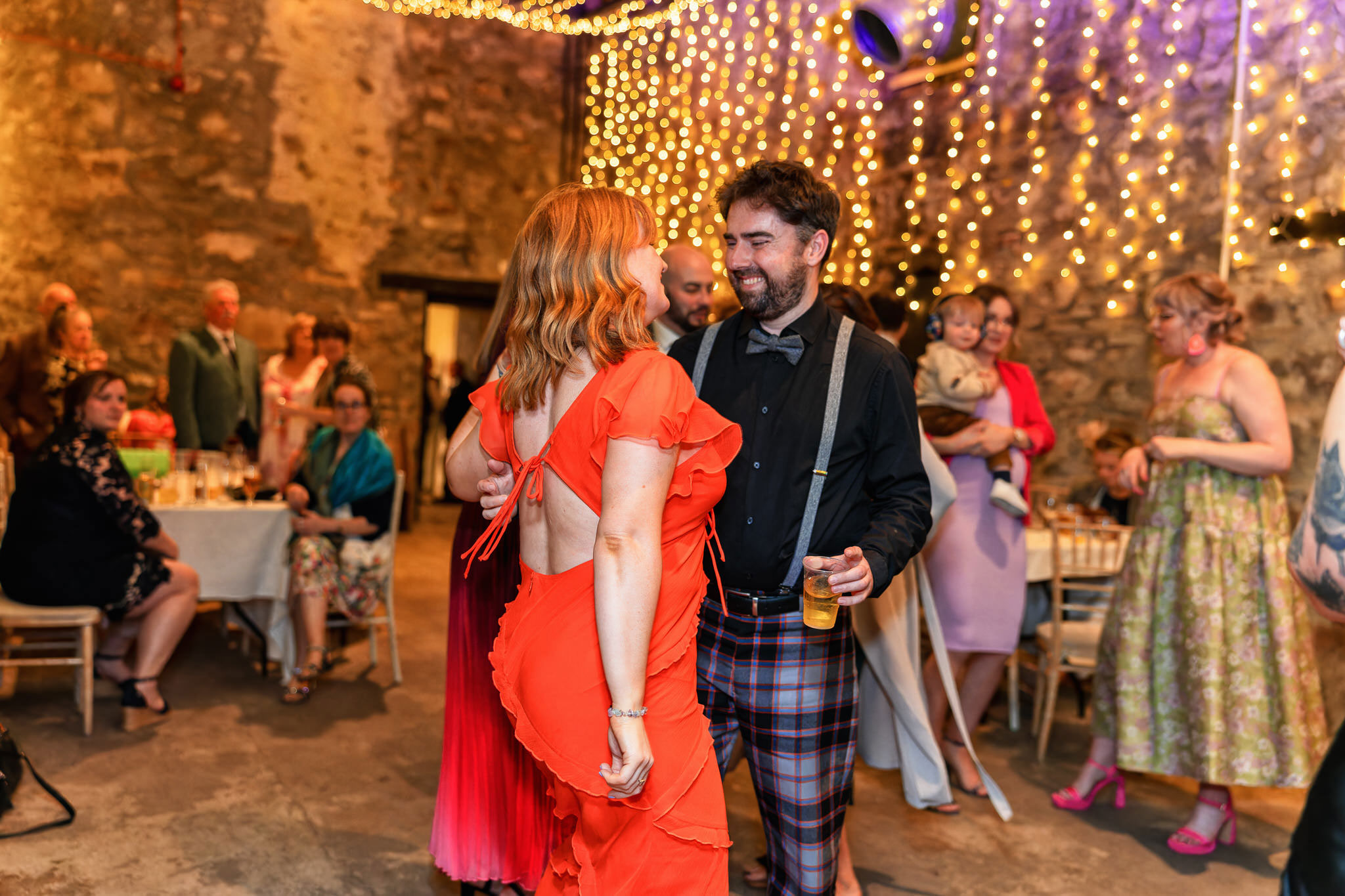 A Romantic Bogbain Farm Spring Wedding Set In Stunning Landscape 2023